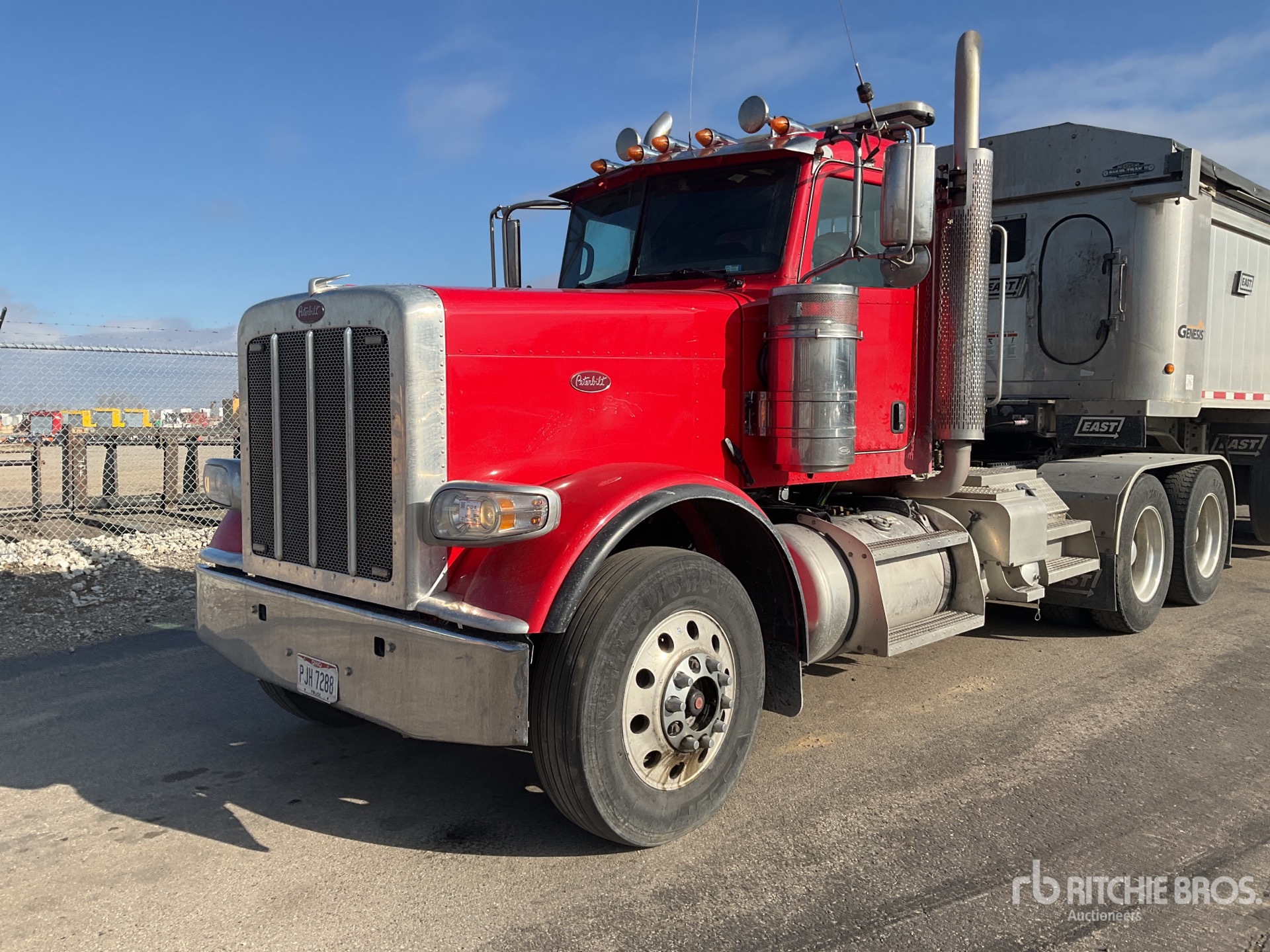 2017 Peterbilt 389 Cabeza Tractora Cabina Corta | Ritchie Bros. Auctioneers