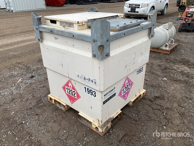 Western 1000 L Skid Mounted Steel Diesel Fuel Tank | Ritchie Bros ...