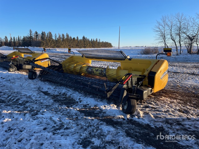 2021 New Holland 790CP 15 ft Combine Header | Ritchie Bros. Auctioneers