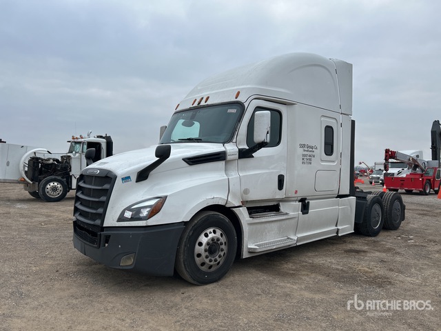 2018 Freightliner Cascadia 126 6x4 Cabeza Tractora Cabina Dormitorio ...