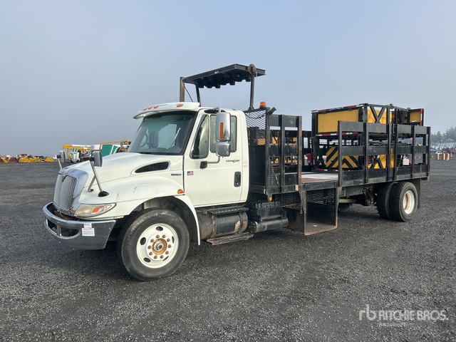 2008 International MA025 4x2 Attenuator Truck | Ritchie Bros. Auctioneers
