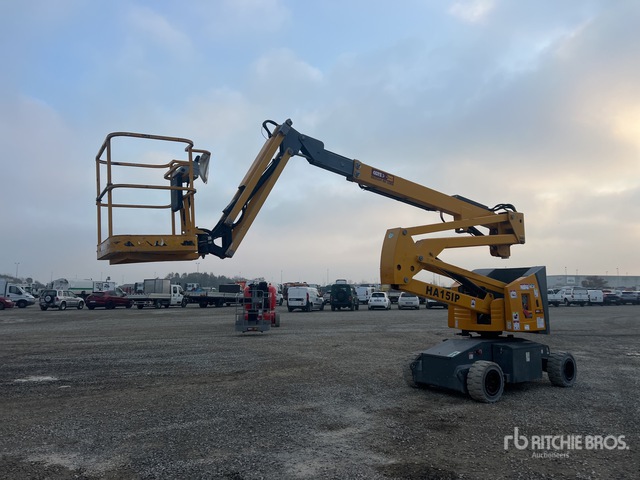 2018 Haulotte HA15IP Electric Articulating Boom Lift | Ritchie Bros. Auctioneers