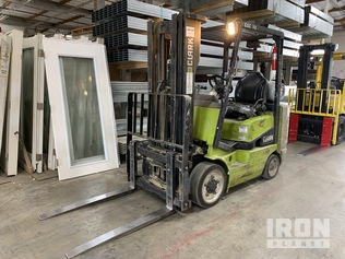 2002 (unverified) Clark CGC30 5500 lb Cushion Tire Forklift in Arleta ...