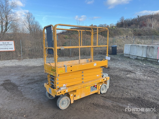 2017 Haulotte OPTIMUM 8AC Electric Nacelle Ciseaux Scissor Lift ...