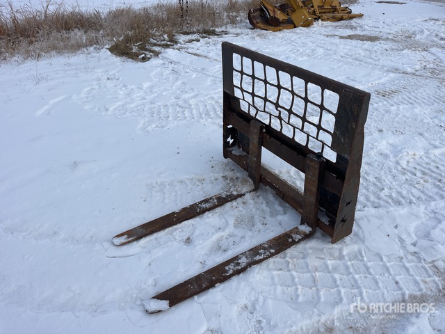 44 in Skid Steer Forks | Ritchie Bros. Auctioneers