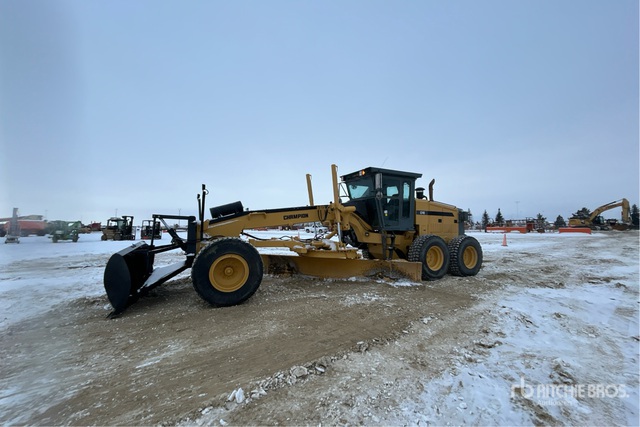 2001 Champion 740A VHP Motor Grader | Ritchie Bros. Auctioneers