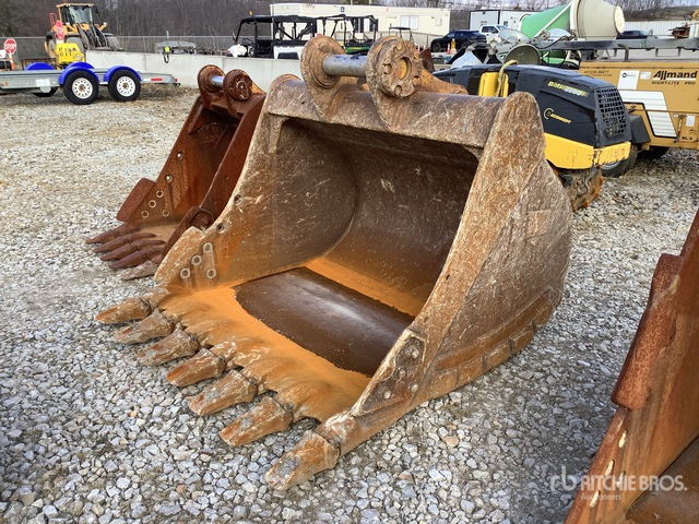 Cat 72 in Digging Excavator Bucket - Fits Cat 336E | Ritchie Bros ...