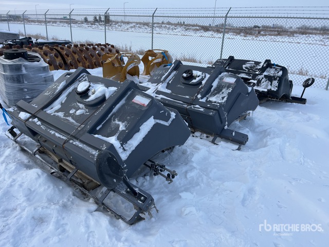 Quantity of (3) Smooth Drum Roller Tank | Ritchie Bros. Auctioneers
