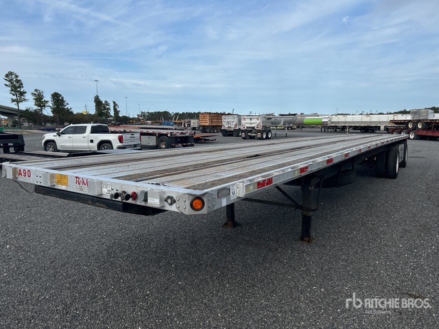 2012 Utility 48 ft T/A Spread Axle Flatbed Trailer | Ritchie Bros ...