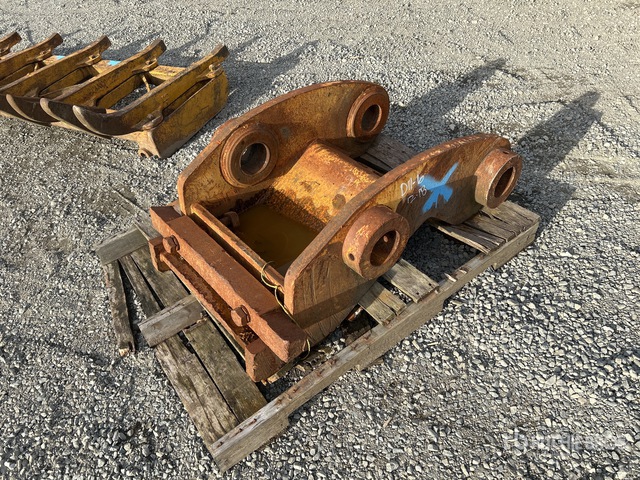 WBM Excavator Coupler | Ritchie Bros. Auctioneers