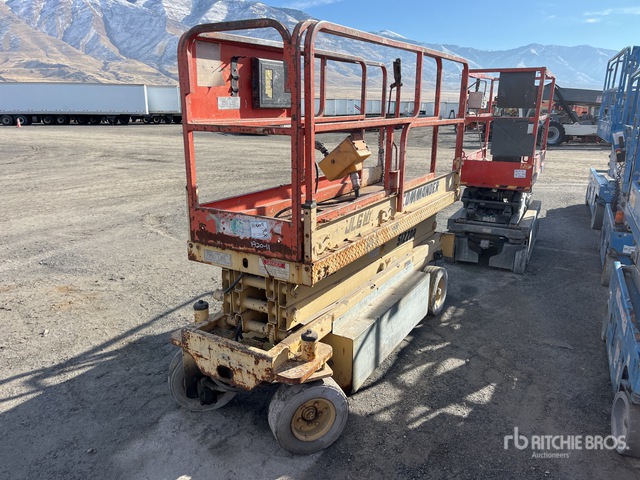 1994 JLG CM2033 Electric Scissor Lift (Inoperable) | Ritchie Bros ...