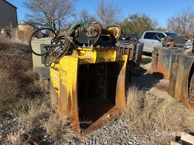 Remu CAT C/EX140 48 in Padding Excavator Bucket - Fits REMU EX140 ...