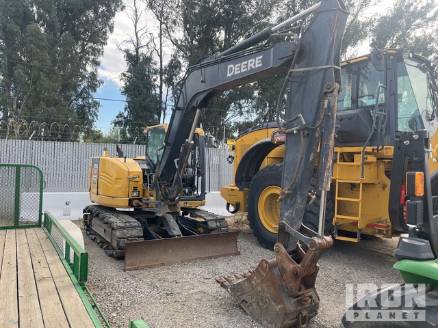 2017 John Deere 85G Tracked Excavator in Riverside, California, United ...