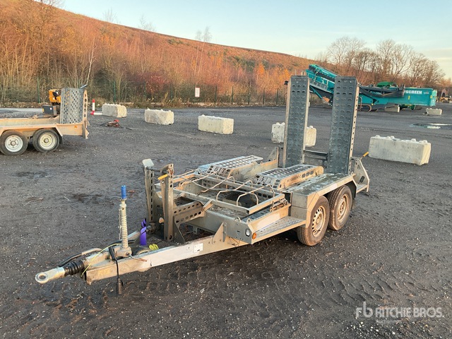 2017 Brian James Digadoc T/A Equipment Trailer | Ritchie Bros. Auctioneers