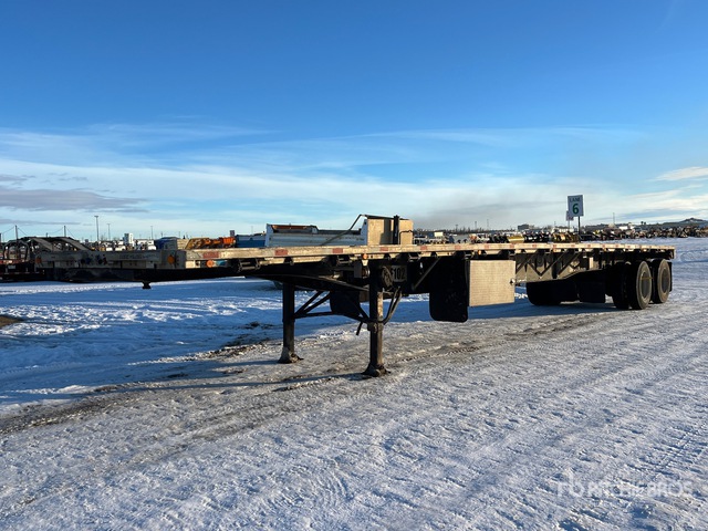 2002 Lode King PAC482 48 ft T/A Flatbed Trailer | Ritchie Bros. Auctioneers