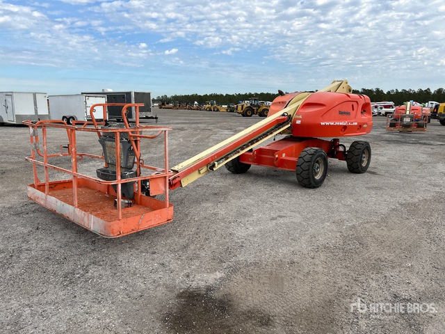 2005 JLG 400S Dual Fuel Telescopic Boom Lift | Ritchie Bros. Auctioneers