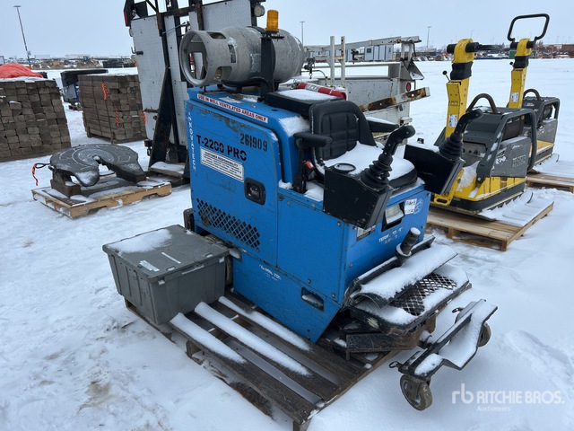 2016 Innovatech T2200 Ride On Tile Stripper | Ritchie Bros. Auctioneers