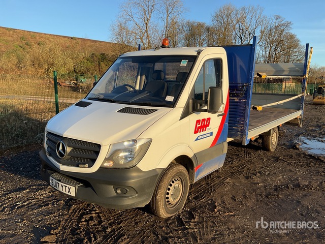 2017 Mercedes-Benz SPRINTER Flatbed Truck | Ritchie Bros. Auctioneers