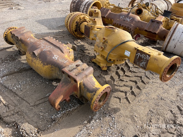 Quantity of (2) Axles - Fits Cat 740B | Ritchie Bros. Auctioneers
