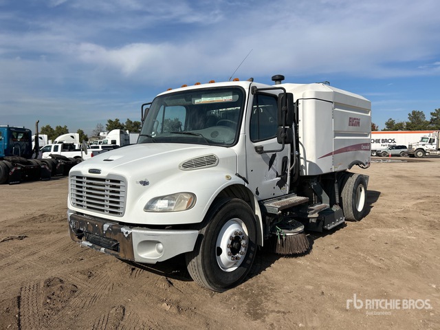 Elgin Crosswind on 2013 Freightliner M2 106 Sweeper Truck | Ritchie ...