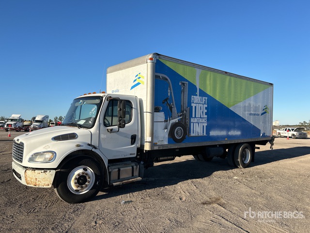 2012 Freightliner M2 106 4x2 Camion fourgon | Ritchie Bros. Auctioneers