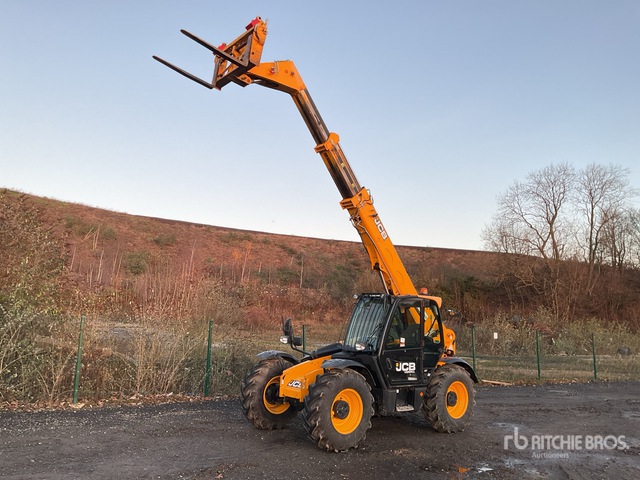 2018 JCB 535-95 Telehandler | Ritchie Bros. Auctioneers