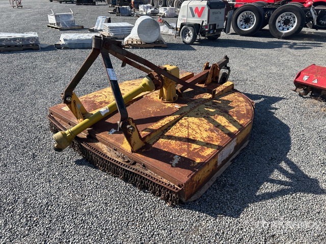 Mohawk 5 ft 10 in 3-Point Hitch Rotary Mower | Ritchie Bros. Auctioneers