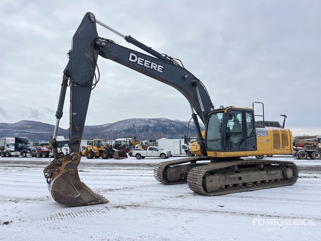 2016 John Deere 290G LC Tracked Excavator | Ritchie Bros. Auctioneers