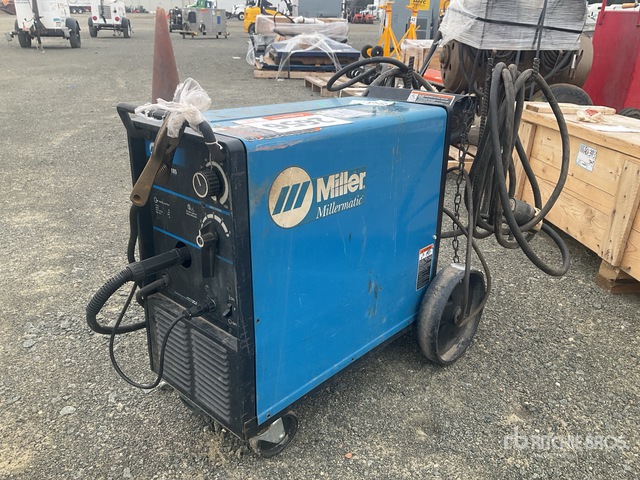 30 A Mobile Multi-Process Millermatic 185 Welder Multi-Operator Welder ...