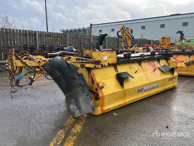 2010 Colpron 2250 Salt Spreader | Ritchie Bros. Auctioneers