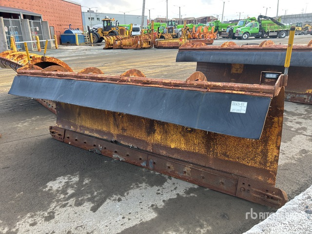 Craig 11 ft 2 Way Snow Plow - Fits Truck | Ritchie Bros. Auctioneers