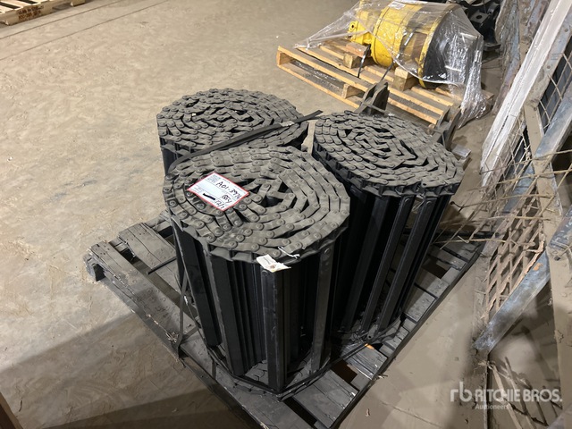 Quantity of Finn BB302 Floor Chain | Ritchie Bros. Auctioneers