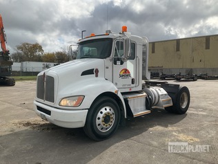 2015 Kenworth T370 4x2 S/A Day Cab Truck Tractor in Buda, Texas, United ...