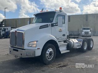 2016 Kenworth T880 6x4 T/A Day Cab Truck Tractor in Buda, Texas, United ...