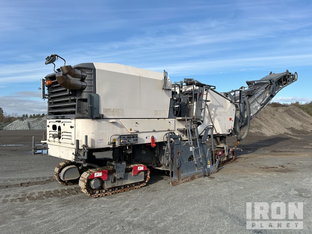2011 Wirtgen W210 Tracked Cold Planer in Abbotsford, British Columbia ...