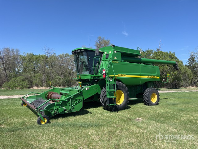 2004 John Deere 9660 STS Combine Harvester | Ritchie Bros. Auctioneers