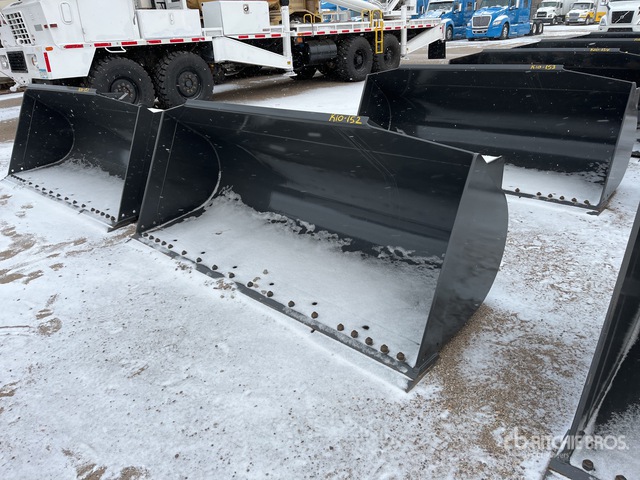 CNH America 100 in Wheel Loader Bucket | Ritchie Bros. Auctioneers