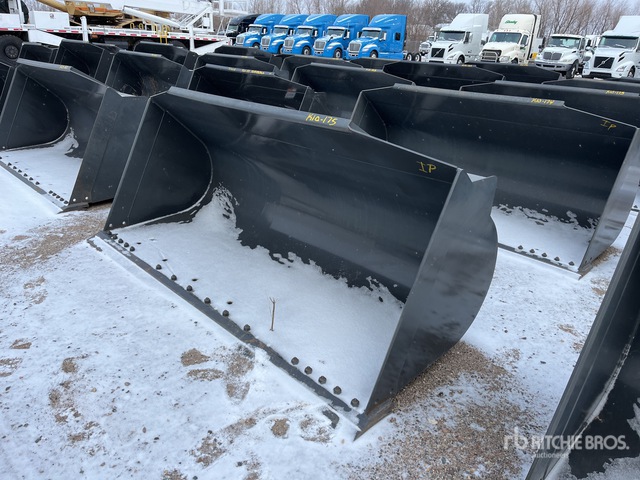 CNH America 102 in General Purpose Wheel Loader Bucket | Ritchie Bros ...