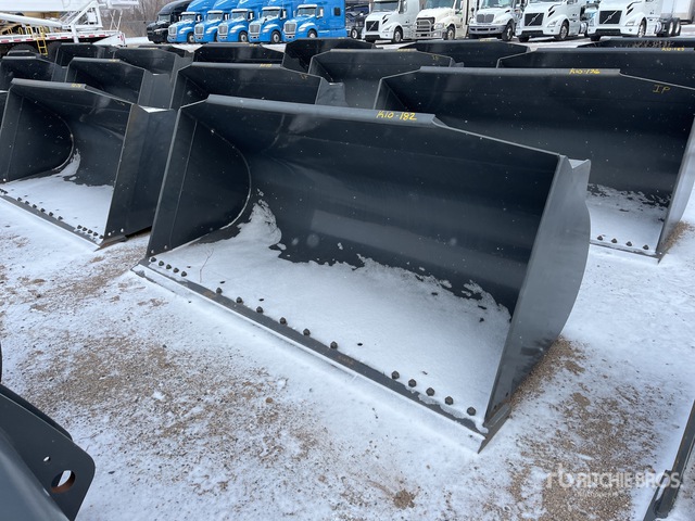 CNH America 102 in General Purpose Wheel Loader Bucket | Ritchie Bros ...