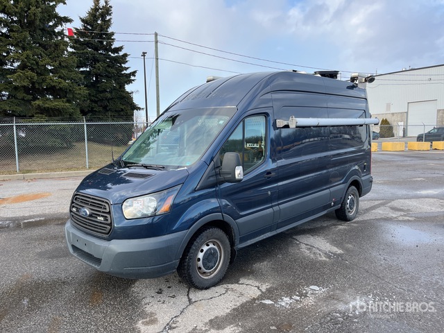 2017 Ford Transit 350 4x2 Camion utilitaire | Ritchie Bros. Auctioneers