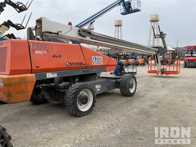 2017 Snorkel TB86J 4WD Telescopic Boom Lift in De Soto, Kansas, United ...
