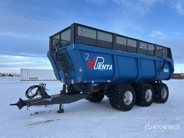 2016 Penta DB50 28 ft Tri/A Silage Wagon | Ritchie Bros. Auctioneers