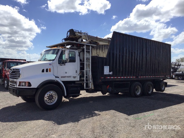 IMT 16000 Series III 5825 lb Knuckle Boom on 2004 Sterling L9500 6x4 ...