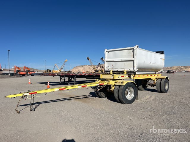 1975 Superior RD500 2/Axle Transfer Trailer | Ritchie Bros. Auctioneers