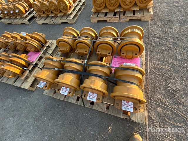 Quantity of (8) Teran 1205746 S/F Rollers (Unused) - Fits Cat D6R/T ...