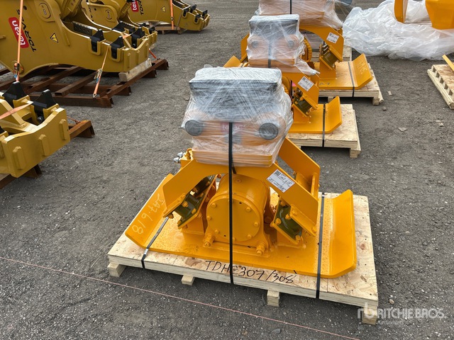 Teran TDHC307/8 22 in Vibratory Plate Compactor Attachment - Fits Cat ...