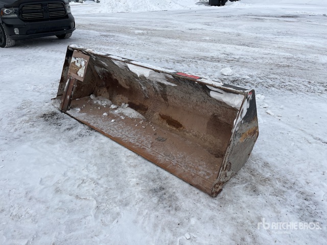 Skytrack 94 in Telehandler Bucket - Fits Skytrak | Ritchie Bros ...