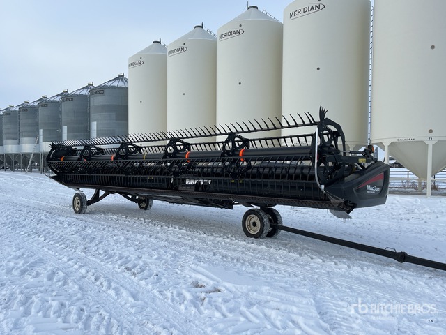 2014 MacDon D65-D 35 ft Draper Combine Header | Ritchie Bros. Auctioneers