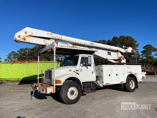 Altec AA755L 55 ft on 2001 International 4700 4x2 Bucket Truck in ...