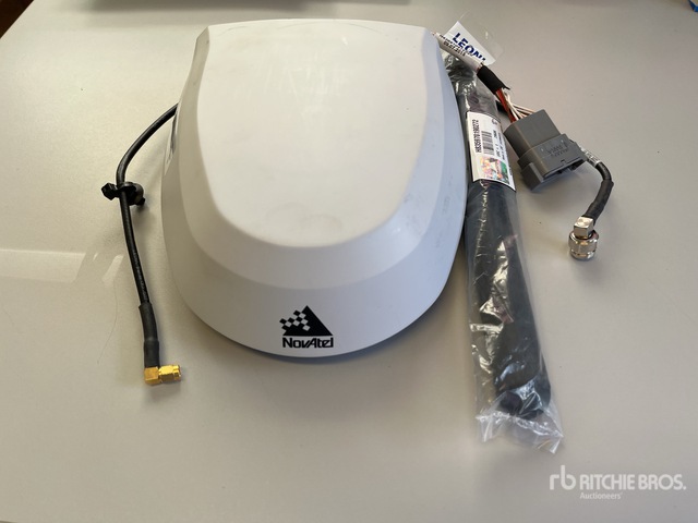 Novatel SMART7 GNSS Receiver | Ritchie Bros. Auctioneers